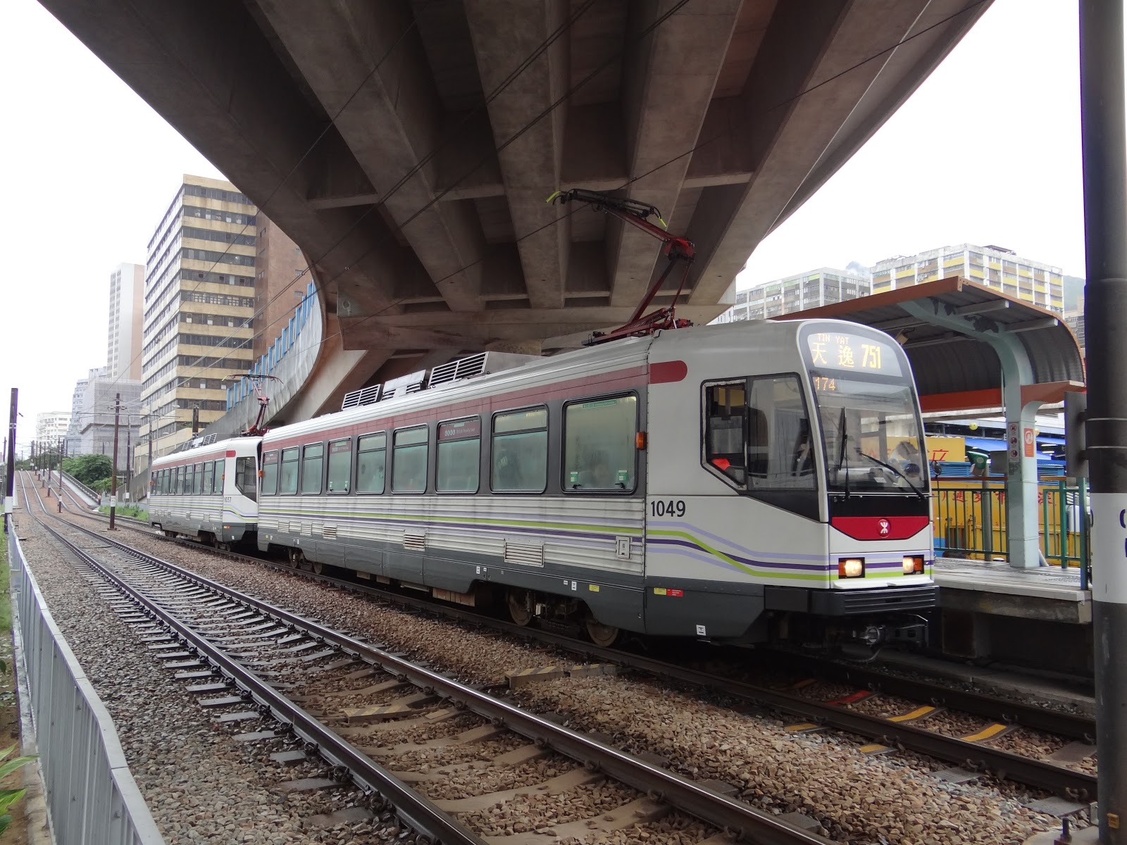 Blair's 鐵道攝影: 香港輕鐵第1期列車 Comeng輕鐵車輛 / HongKong Light Rail Transit 1st ...