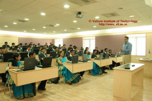 Life @ VIT: Campus @ VIT