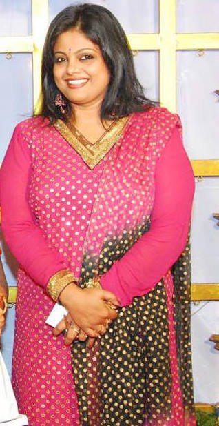 Hollywood Actress Hot Images: MANJU PILLAI MALAYALAM SERIAL ACTRESS HOT