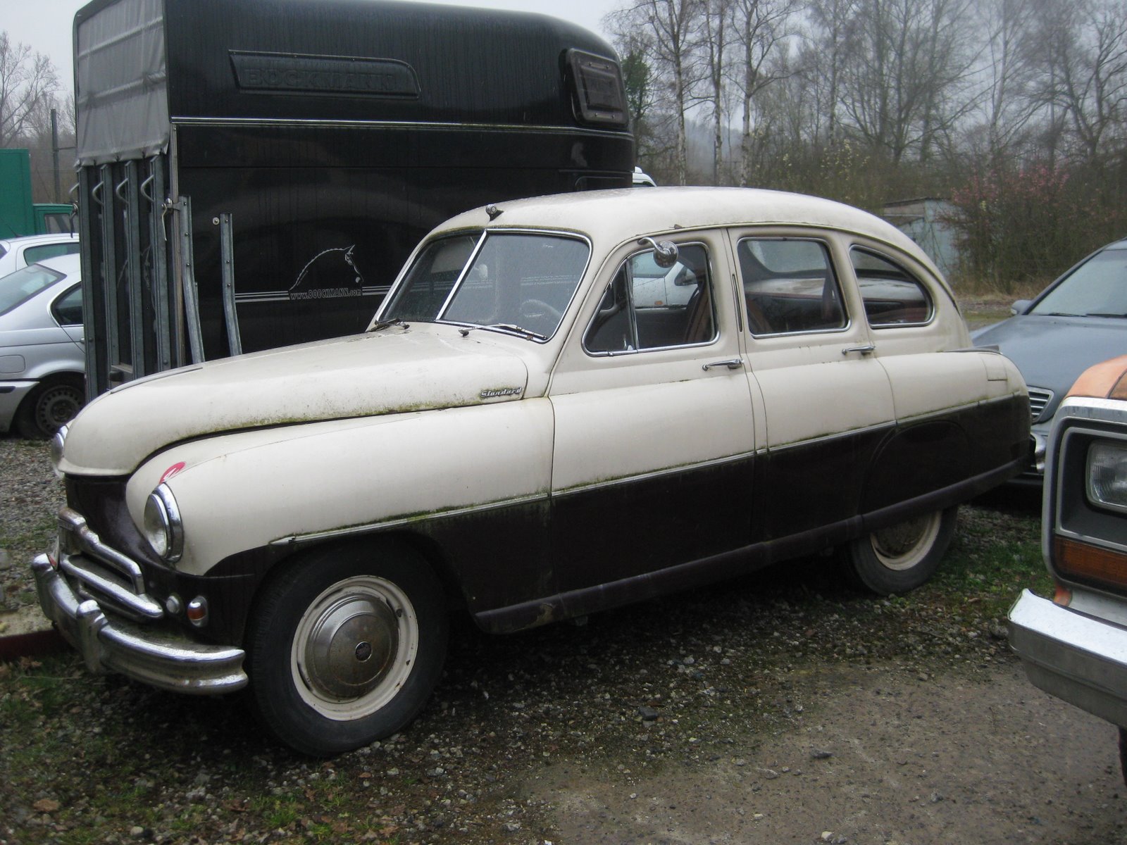 Standard Vanguard Database: 010 - Standard Vanguard Saloon Phase 1A