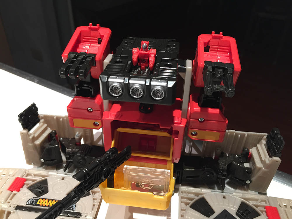 Blaster di Transformers Titans Return e Viper, il cross-over vivente ...