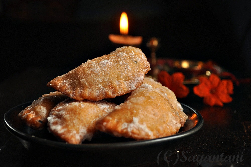 Gujia or Paraki to Enjoy Holi. - A Homemaker's Diary