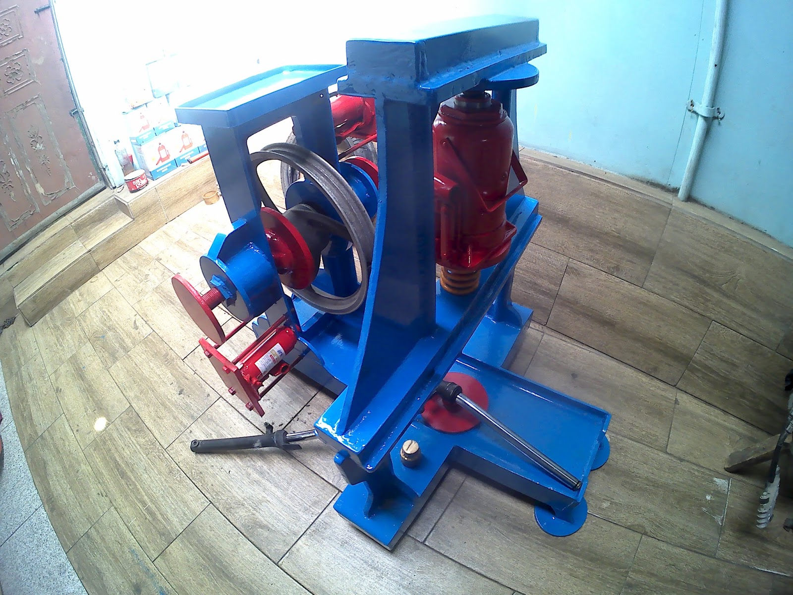 KURSUS PERBAIKAN VELG RACING (CW) BESERTA ALATNYA DENGAN BIAYA RENDAH ...