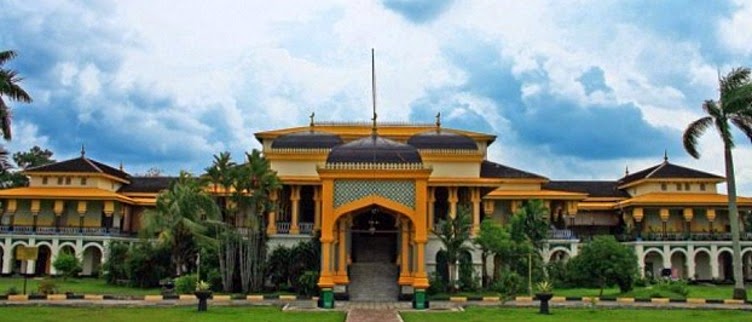 3 Nama Istana Raja dan Tempatnya ~ Ruana Sagita