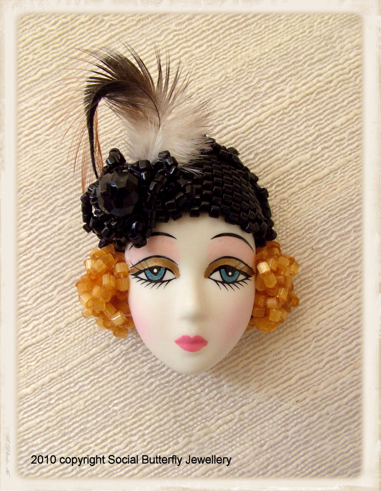 Melissa Ingram Beadwork: Vintage Porcelain Doll Face Cabochons