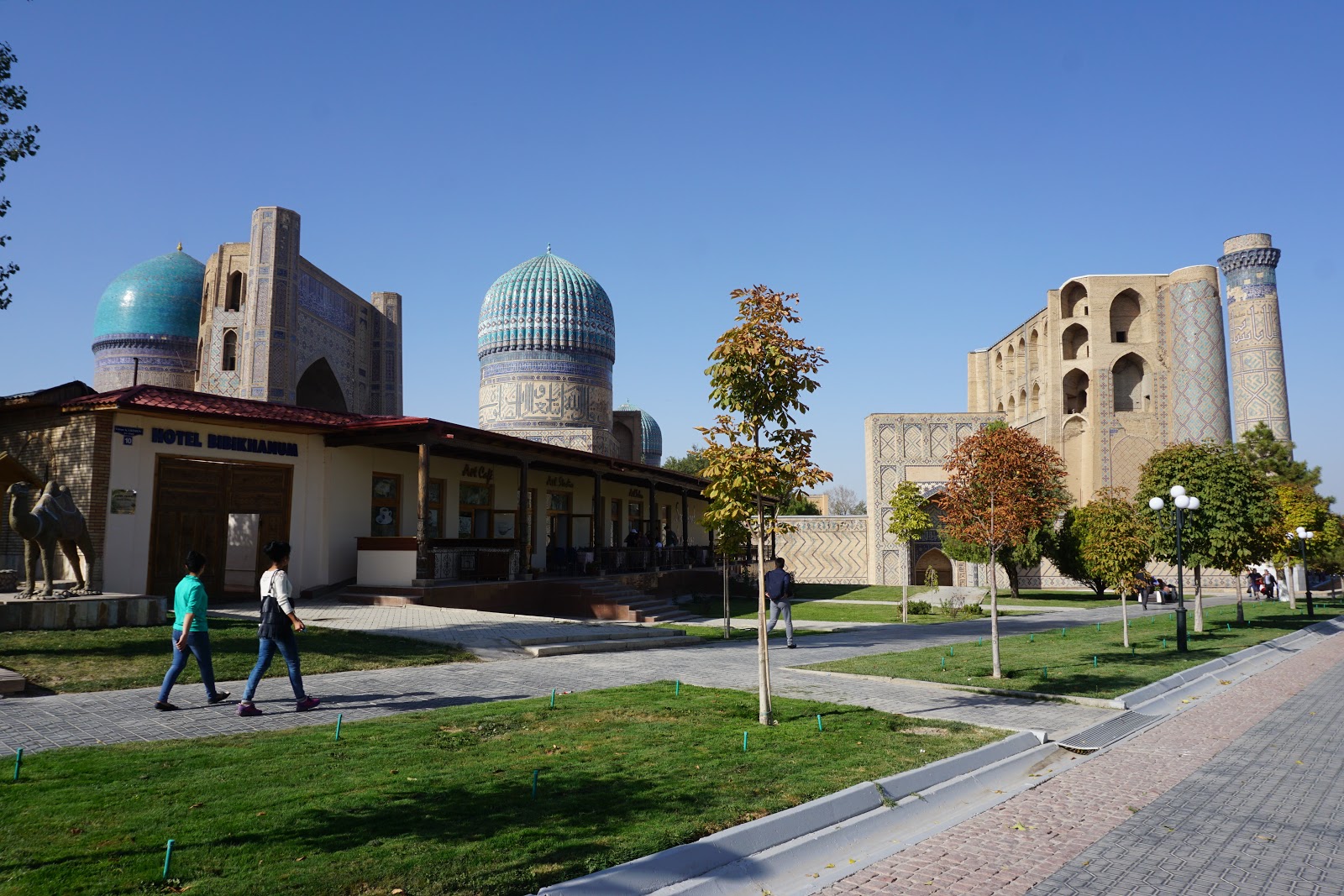 Souvenir Chronicles: SAMARKAND, UZBEKISTAN: BIBI-KHANYM MOSQUE