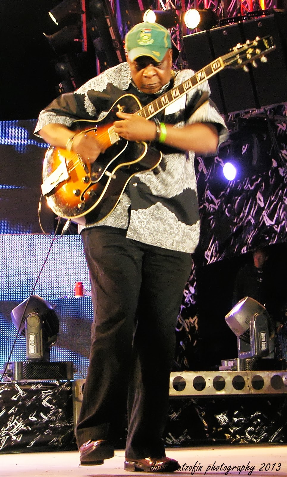 RIP Nelson Mandela. Hamba kahle Tata. A year later. - Travel & Things