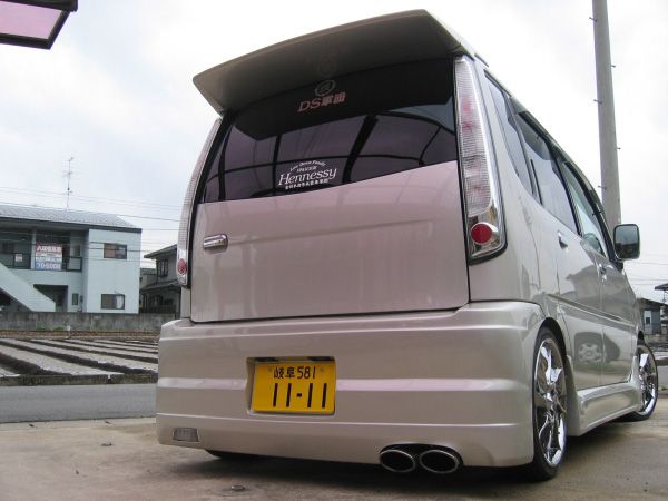 SukeKereta: Perodua Kenari Move VIP Style Bodykit -White-