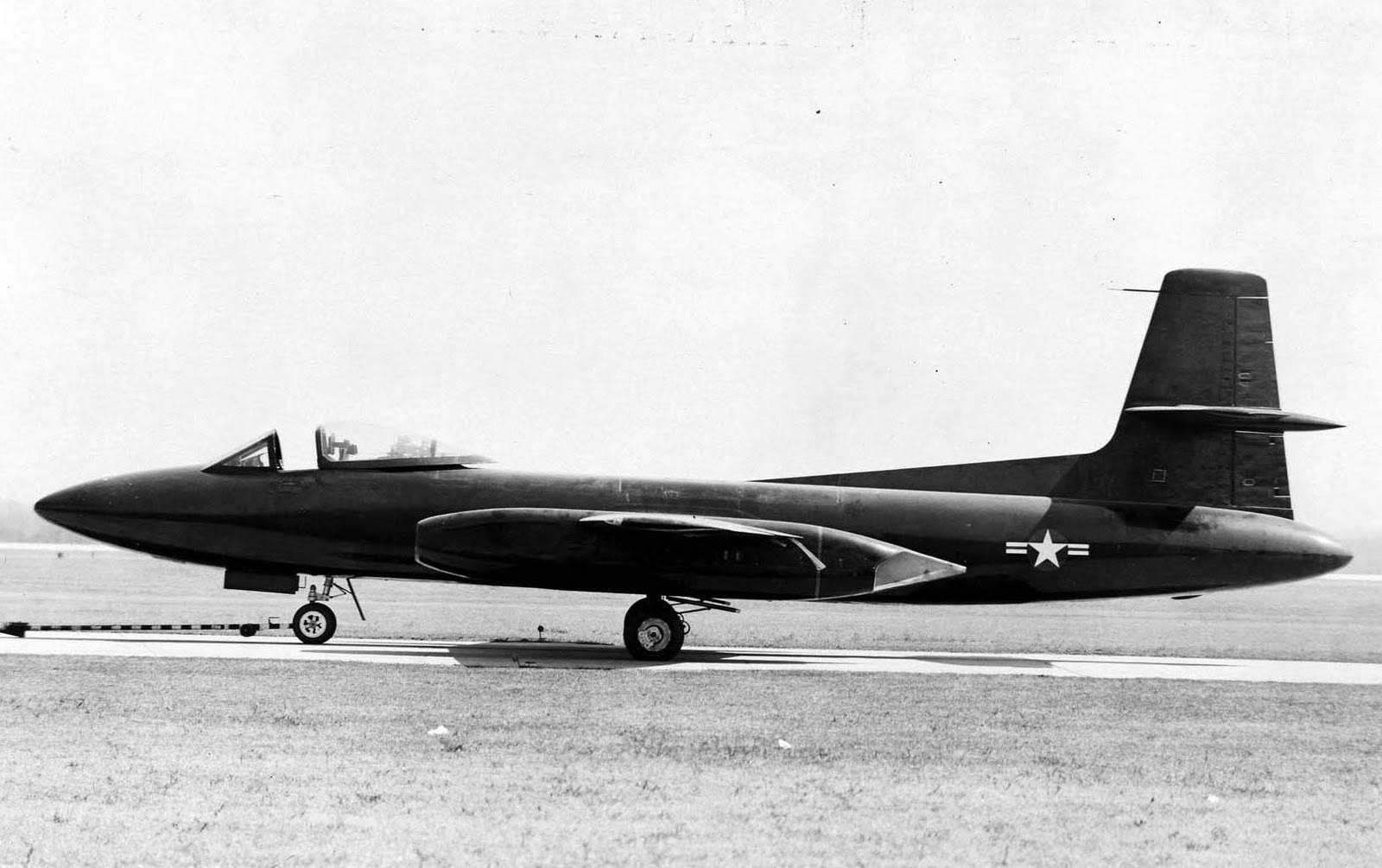 nhungdoicanh: Curtiss-Wright XP/XF-87 Blackhawk