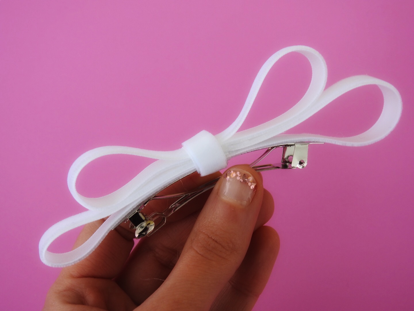 DIY Velvet Bows — The Yellow Spectacles