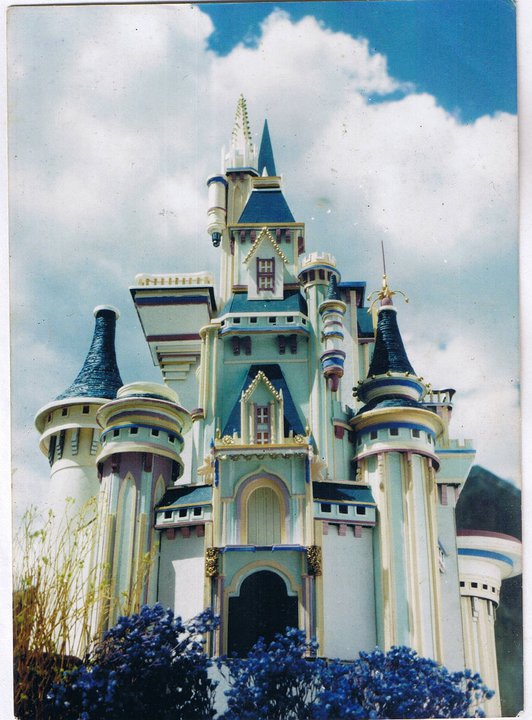 King of Miniature Castles: The Magical Enchanting Palace