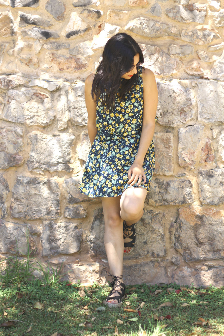 Vacaciones en Plutón: Review María Barceló, Made in Spain