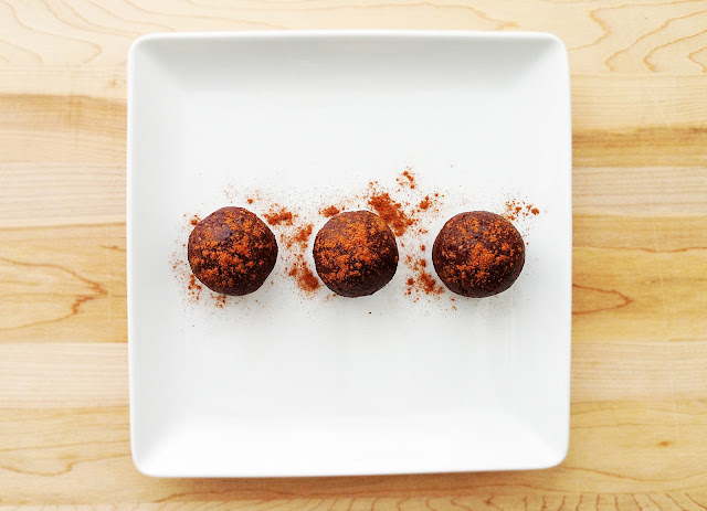 Made to Create: Raw Cinnamon Chocolate Truffles