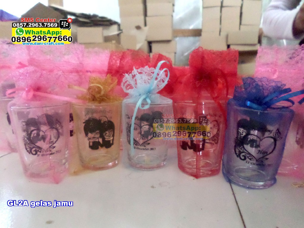 Souvenir Gelas Sablon Harga Murah | Souvenir Pernikahan