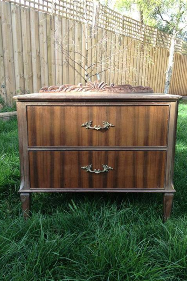 Retro Vintage Love: Vintage Yellow Distressed Painted Bedside Tables