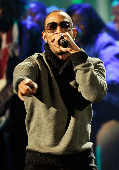 Daxx life and fashion: Rapper Ludacris performs onstage at the 2011 ...