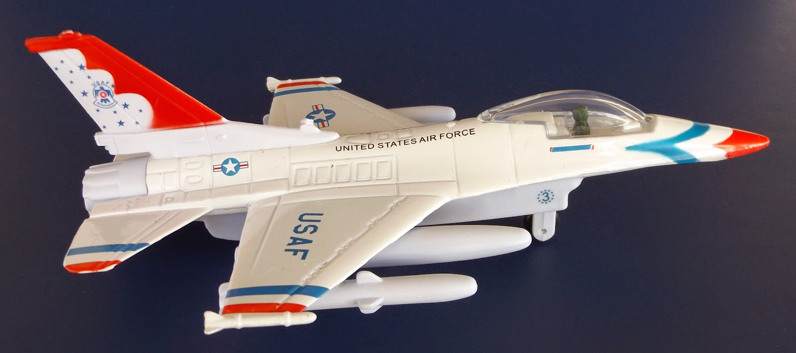 Toys and Stuff: Diecast F-16 USAF Thunderbird (China)