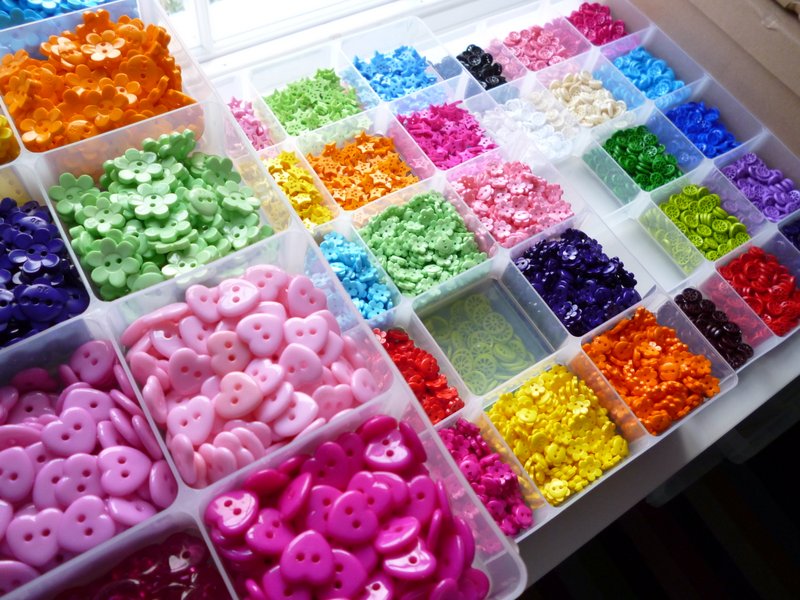 paper-and-string: button trays