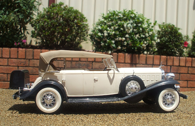 Model Building: MONOGRAM SERIES CLASSIC CARS TWO