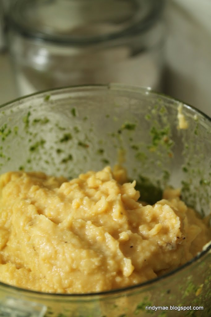 Rindy Mae: Basil Chickpea Puree With Shrimp and Roasted Veggies