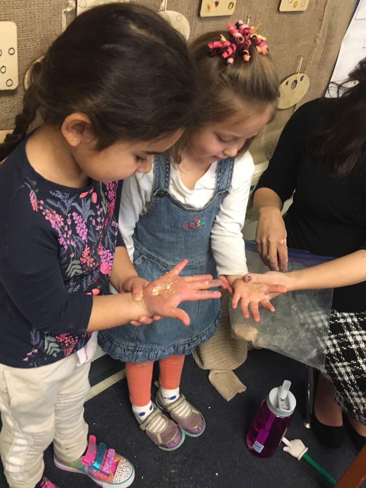 Gan Camarillo Preschool: Germs can be ick, they can make me sick!