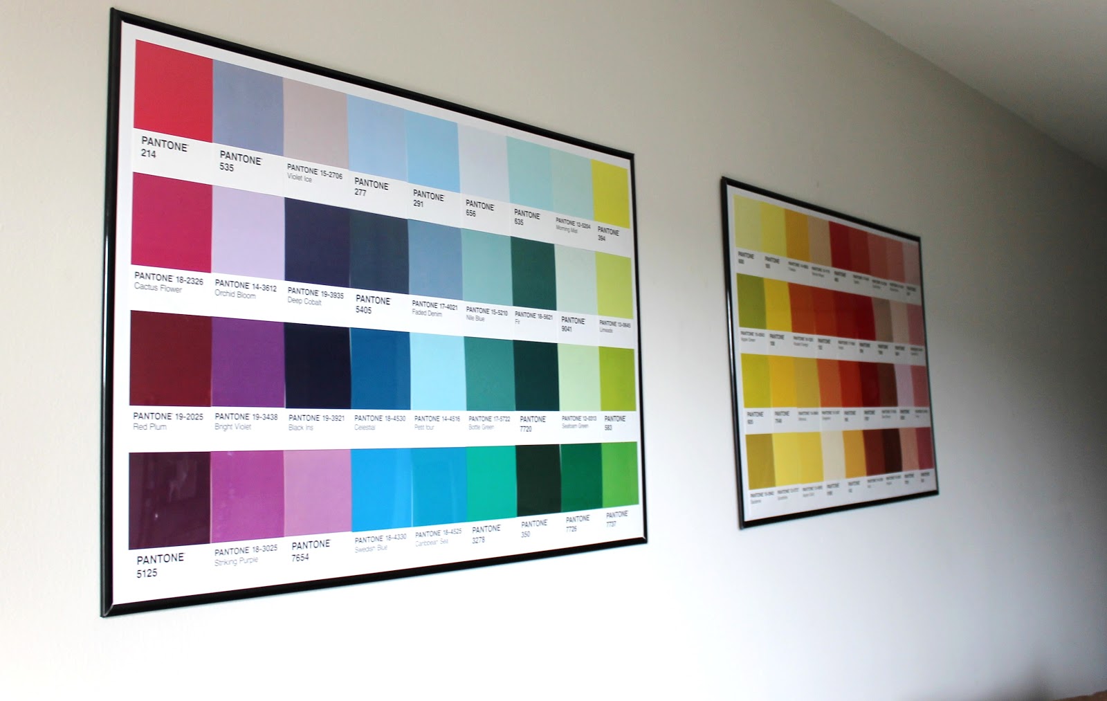BEAUTY & THE BEARD: CHANGEABLE PANTONE ART