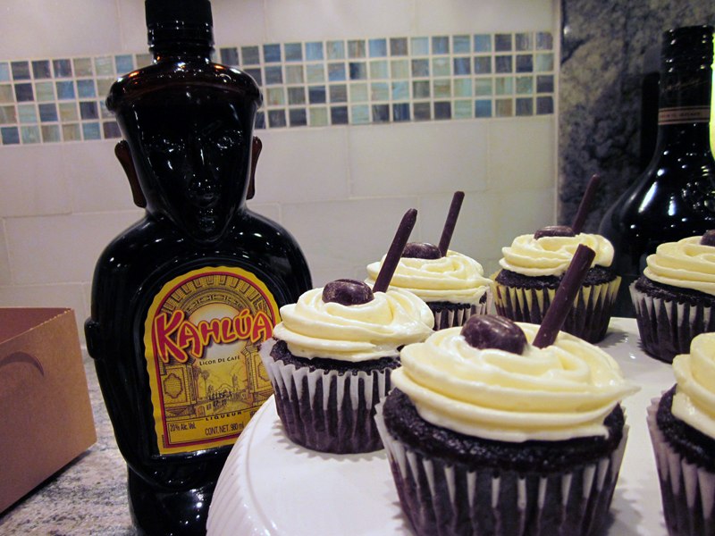 Carrie Cakeaway: Carrie Cakeaway, Cake Bartender