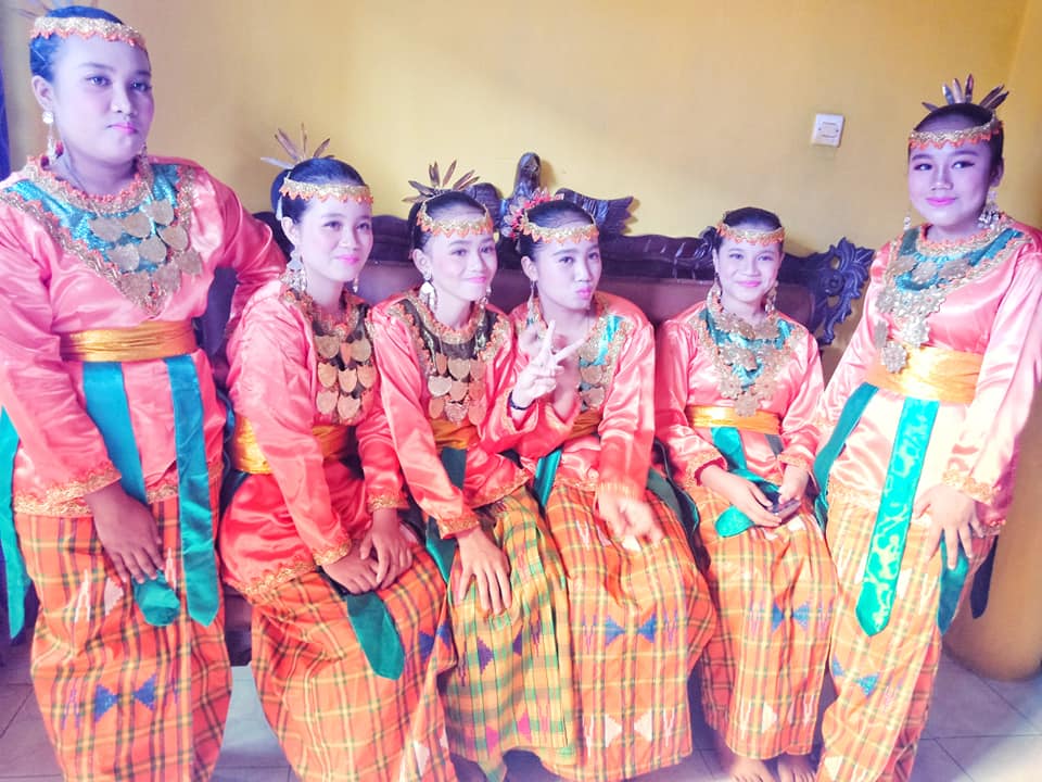 Sejarah Tarian LULO MOLULO Khas Sulawesi Tenggara | Mail Chaozkhaky