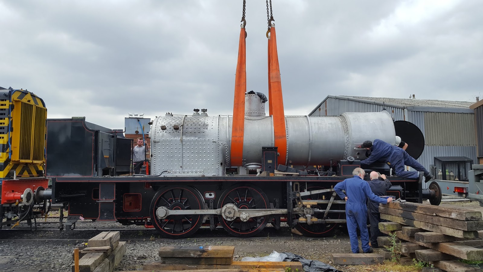 North Tyneside Steam Railway: Boiler Lift Pt2