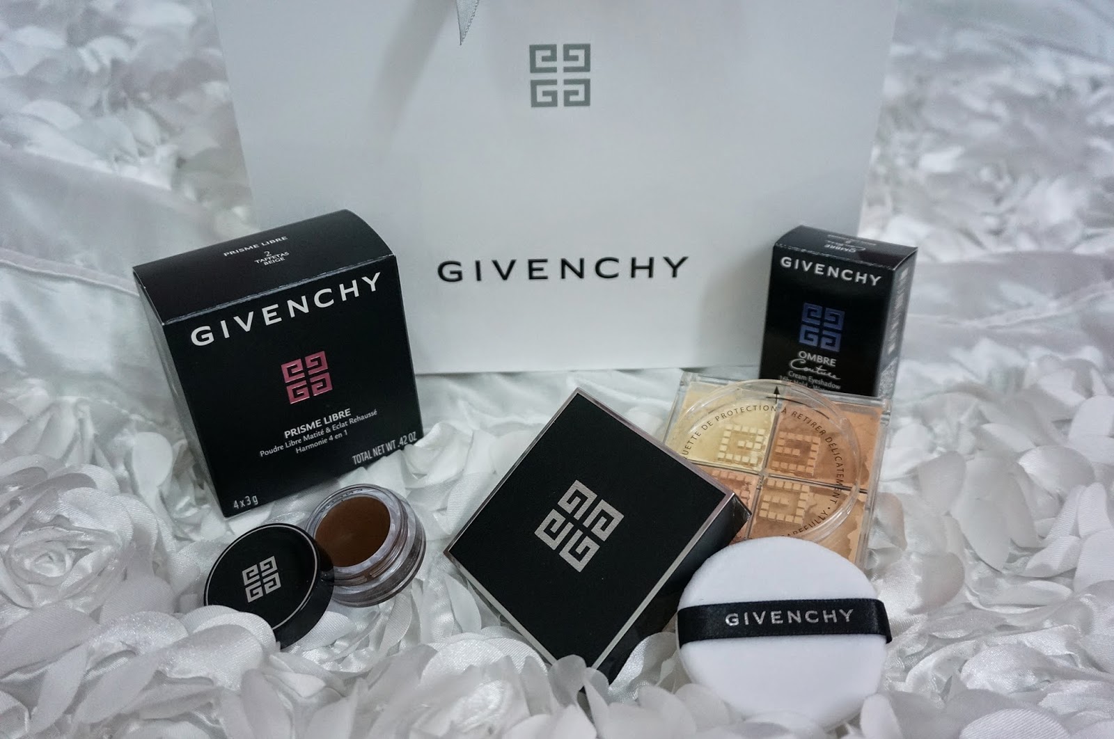 Maggie Mah: Givenchy New Launch Powder POUDRE PREMIERE & PRISME LIBRE