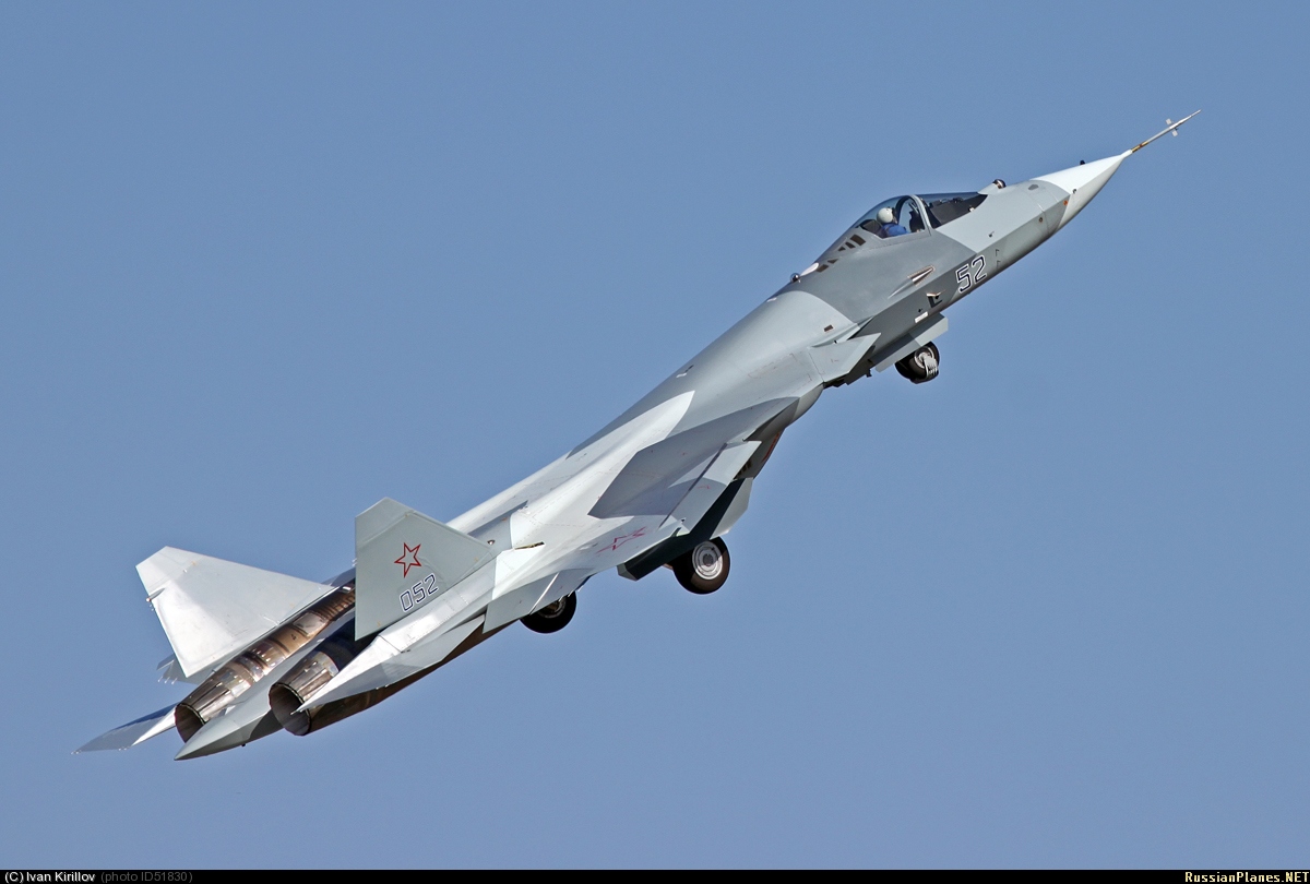 Jet & Prop by FalkeEins: MAKs 2011 T-50 and MiG 35