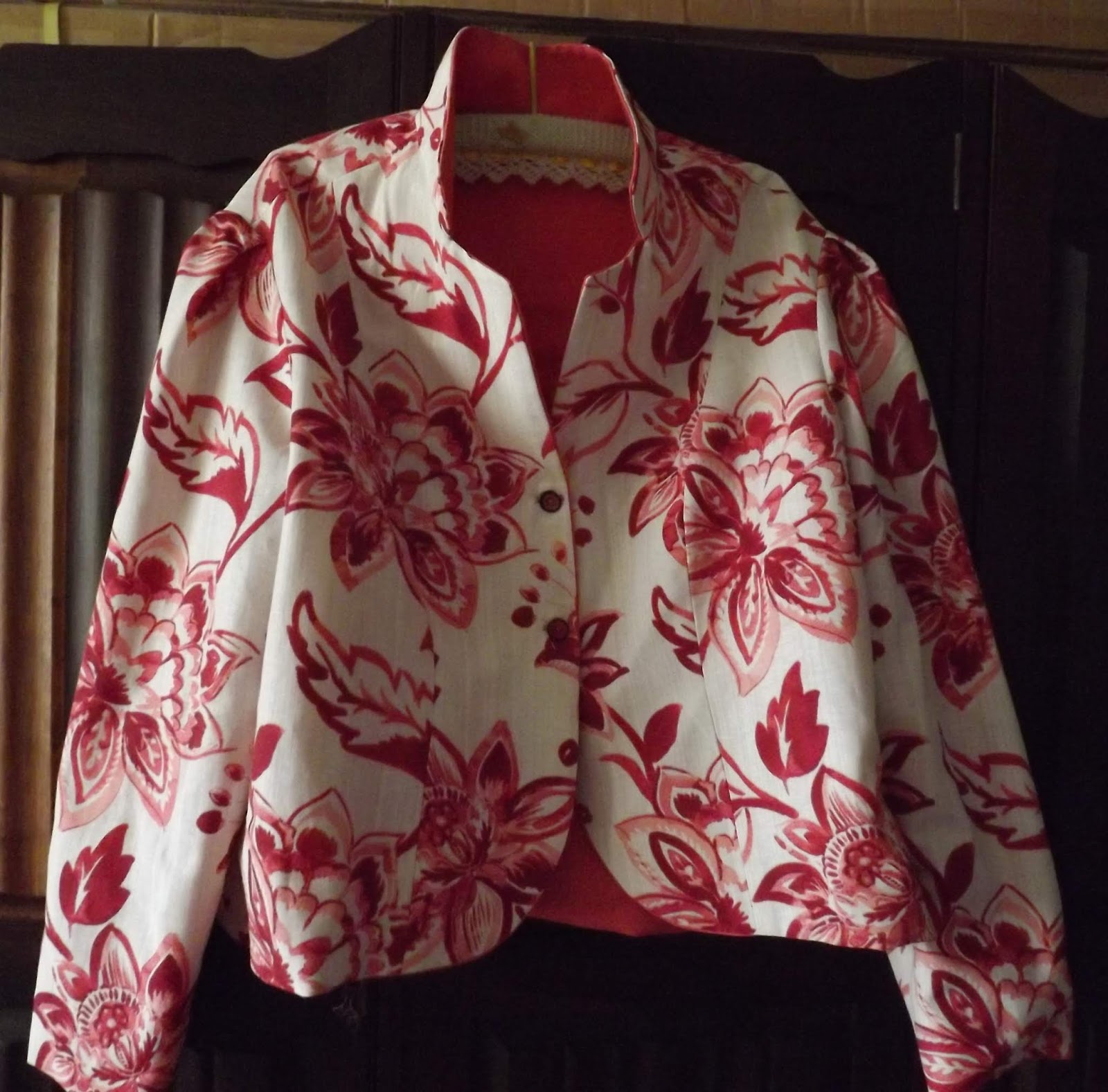 A Pretty Talent Blog: Sew A Reversible Jacket