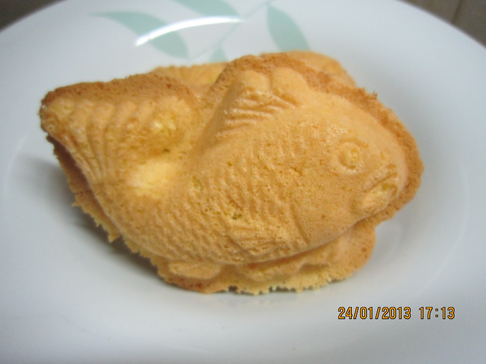 Kandy's Kitchen @ Bigheadmagicmad : Homemade Kueh Bolu/ Kuih Bahulu ...