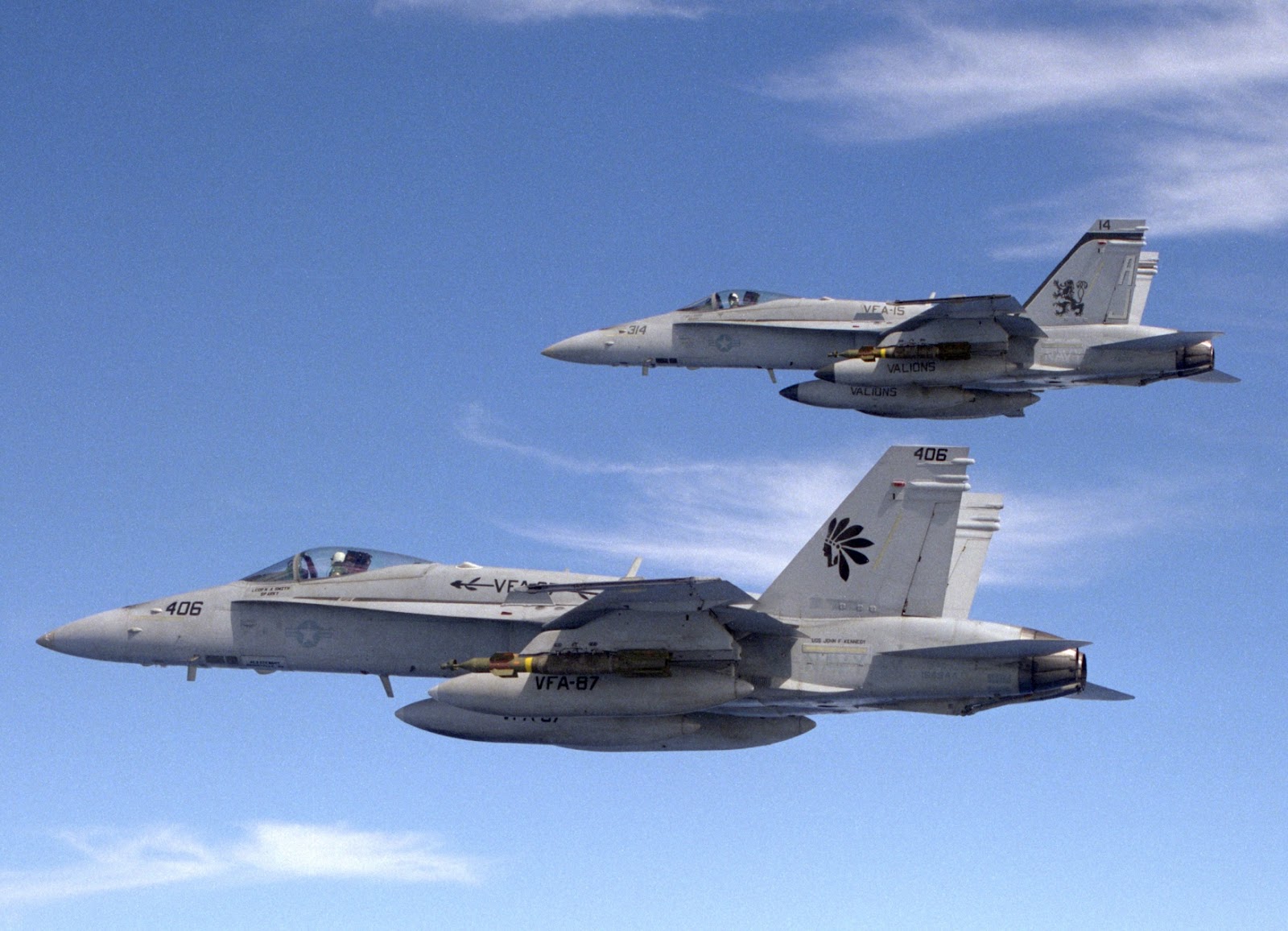 U.S. Navy Tests Infrared Search And Track On Boeing Super Hornet ...