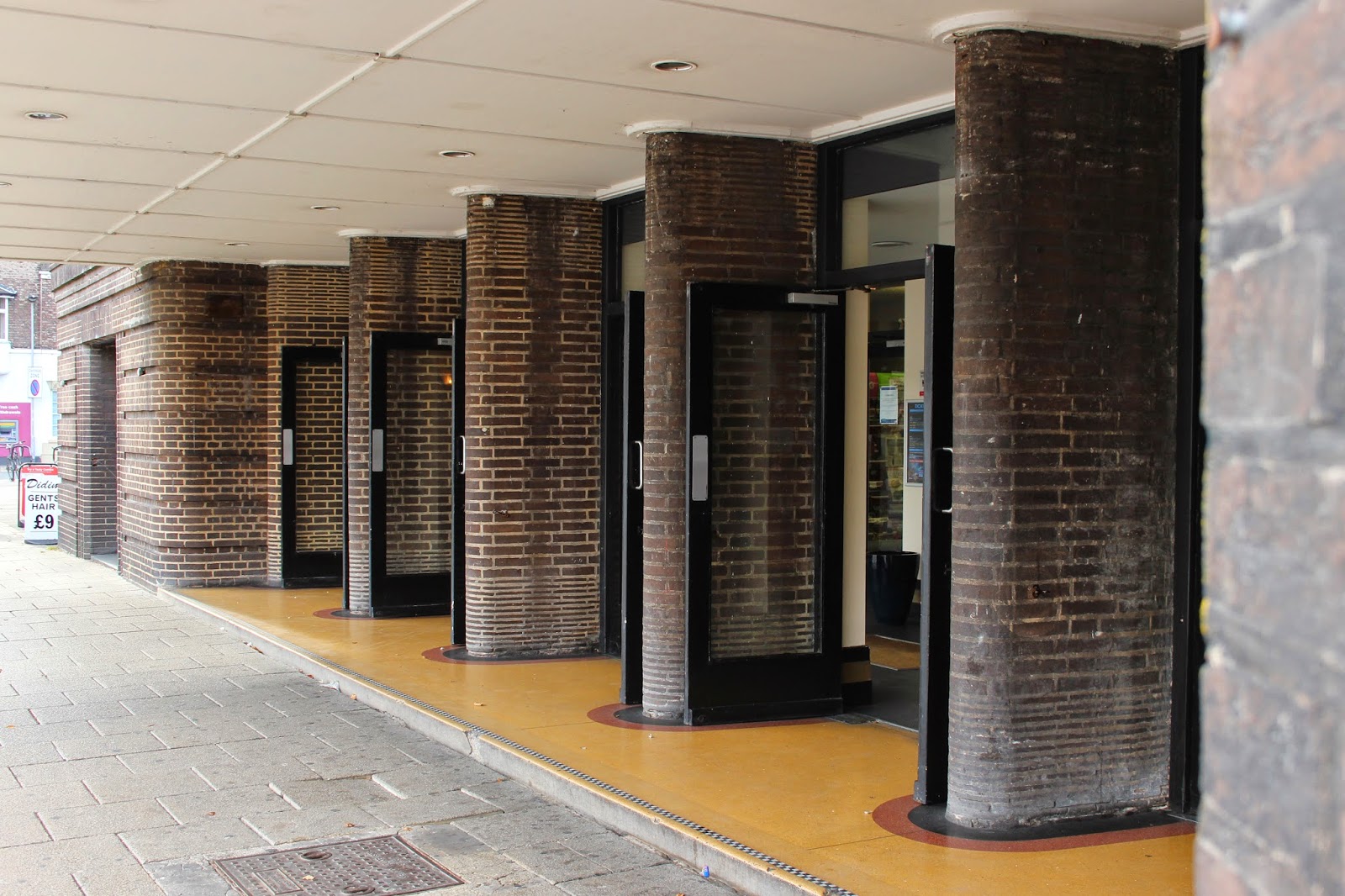 ANTECEDENT ARCHITECTURE: York Odeon Cinema, Blossom Street, York, 1937 ...