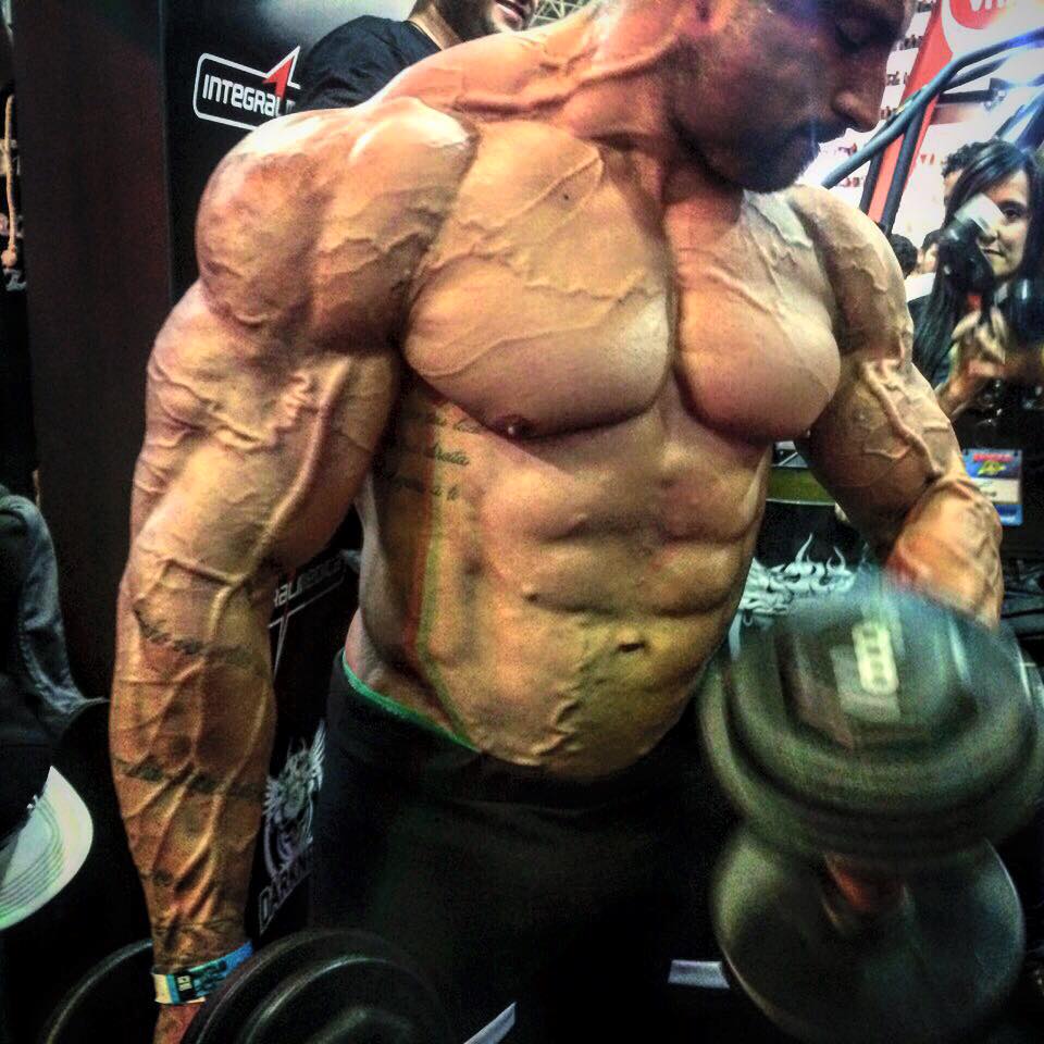 Worldwide Bodybuilders: Brazilian monster bull Rodrigo Junqueira