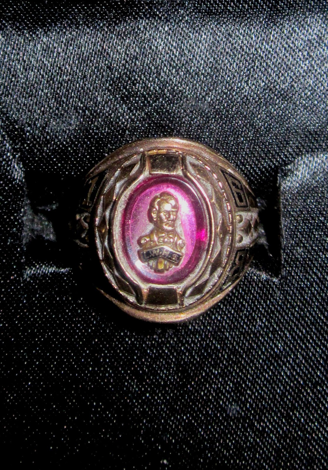 How To Create a Family Museum: High School Class Rings & Senior Class Trips