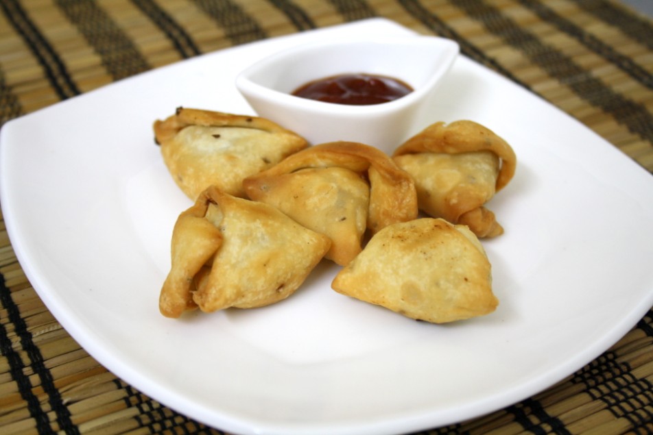 Ajwain Mini Samosa with Onion | Mini Samosa | Step by Step Recipe for ...