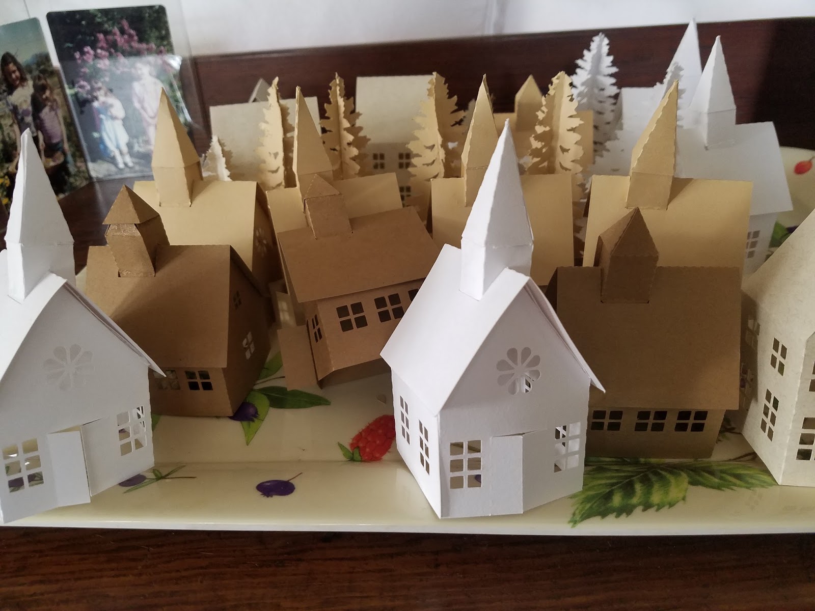 Windmill Farm: DIY PAPER VILLAGE BUNTING-BANNER FOR CHRISTMAS