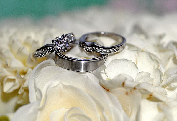 Wedding Guide: Wedding Ring Sets Decoration