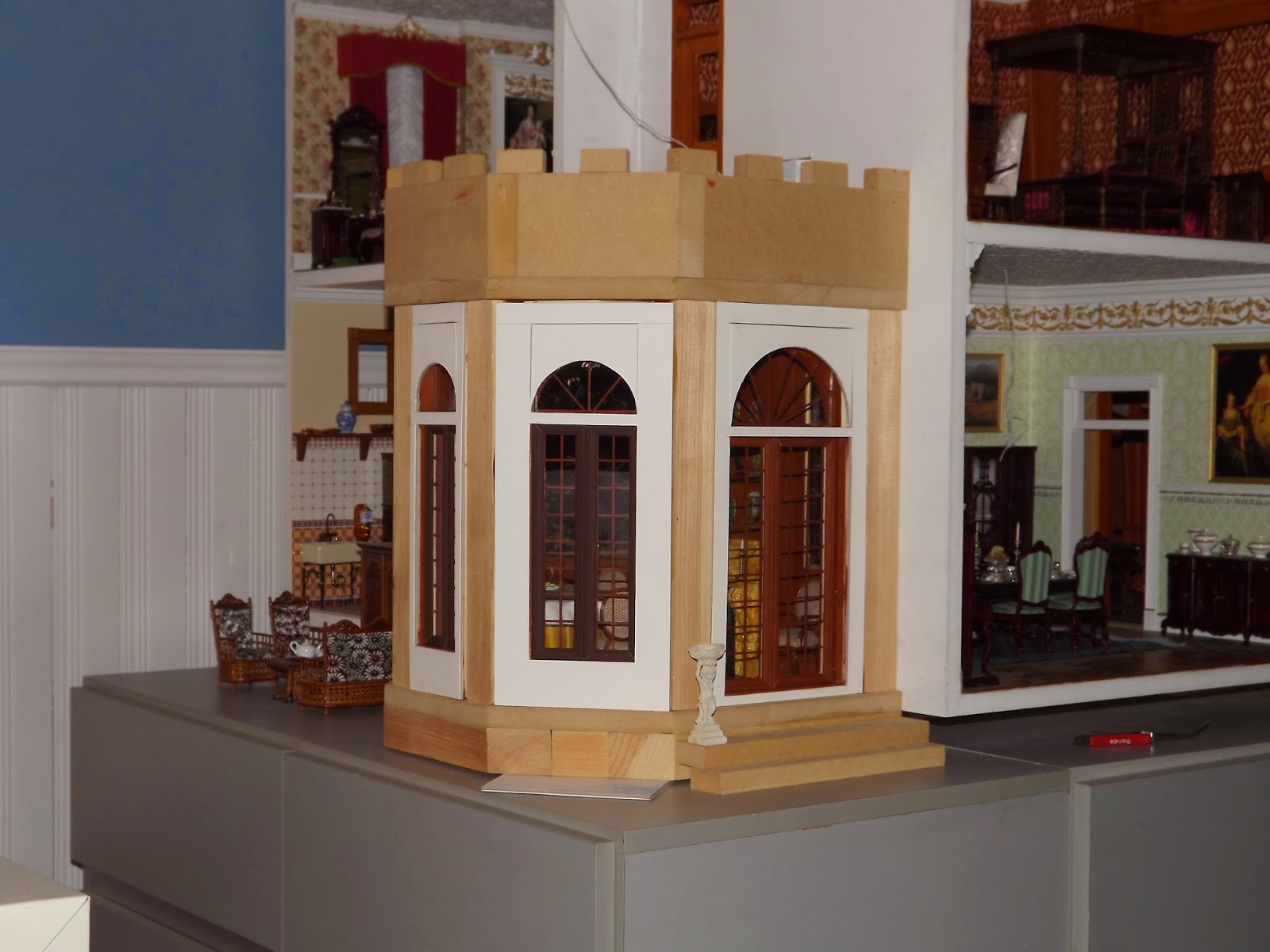 English Manor Dollhouse: 1/12 Miniature from Scratch: May 2014