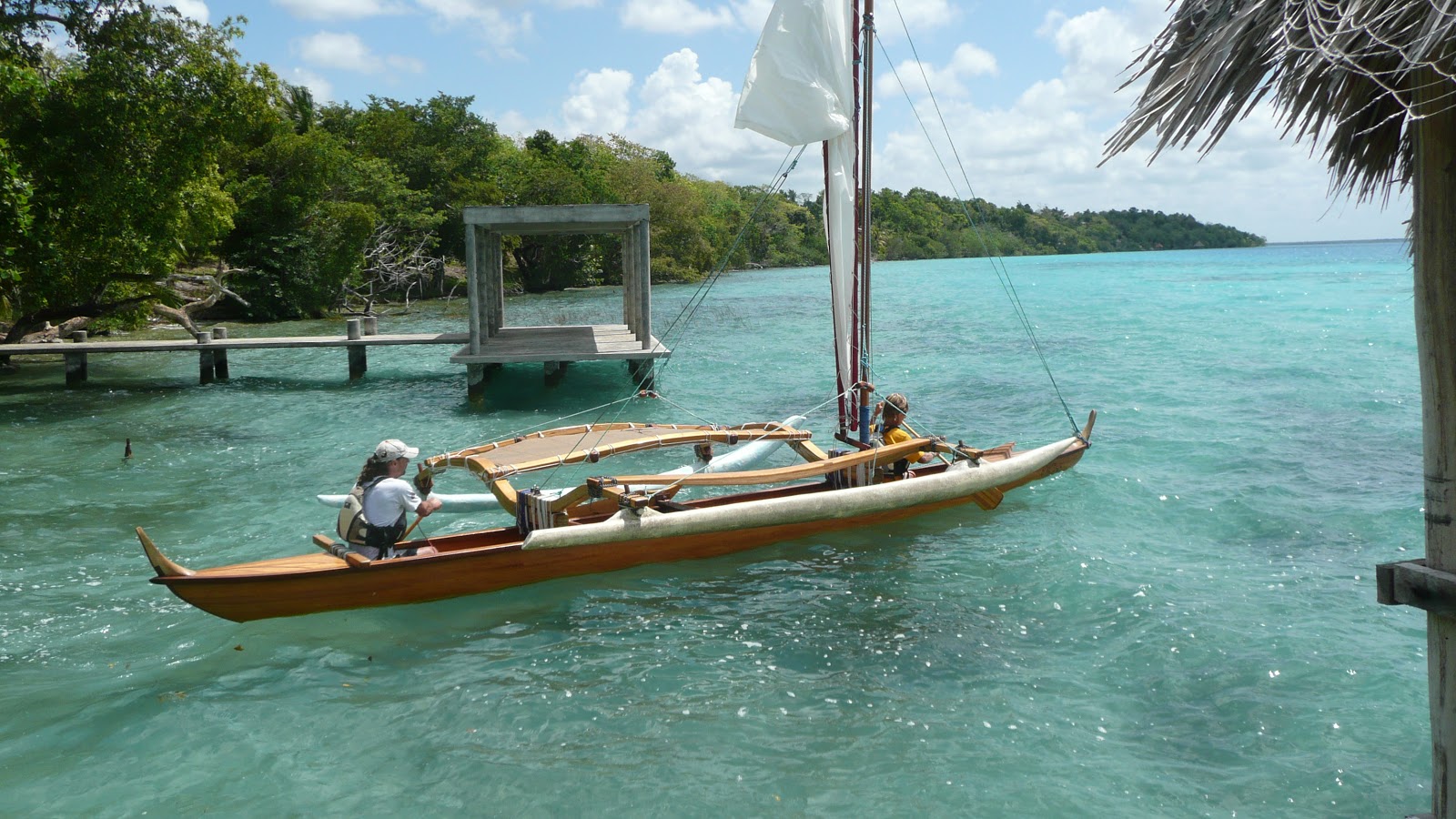 Bacalar: Hawaiian outrigger canoe