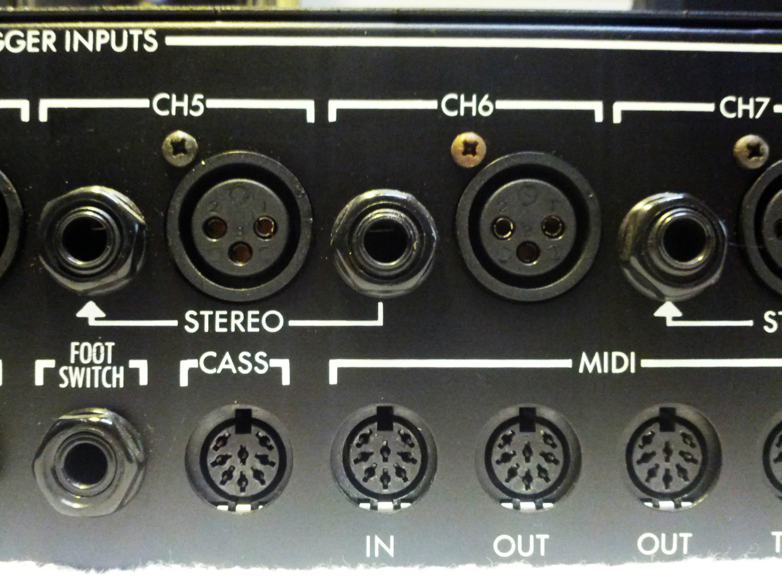 MATRIXSYNTH: Simmons MTM MIDI-Trigger-MIDI Signal Processor SN 000657 Video