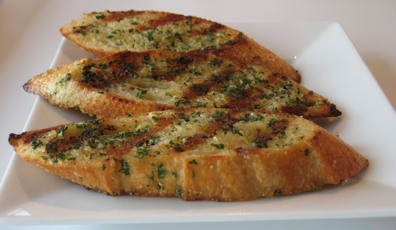 Instituto Culinario Danieli: Pan de ajo, delicioso complemento