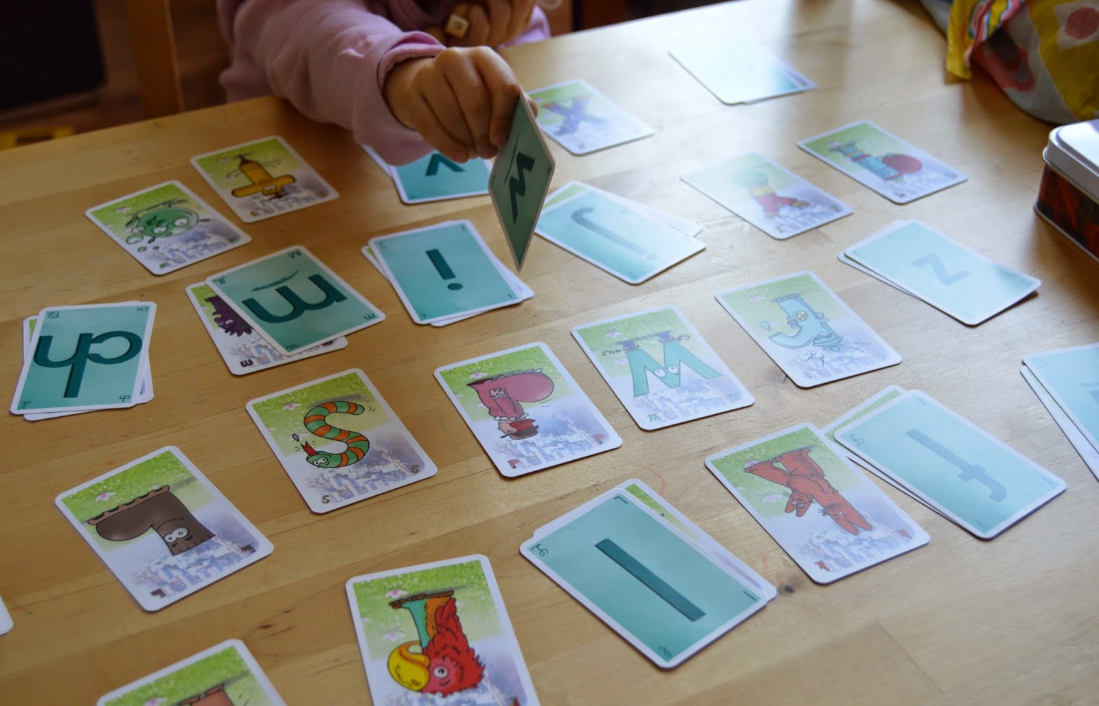 Deux petits à la maison: La planète des Alphas - A la poursuite des ...