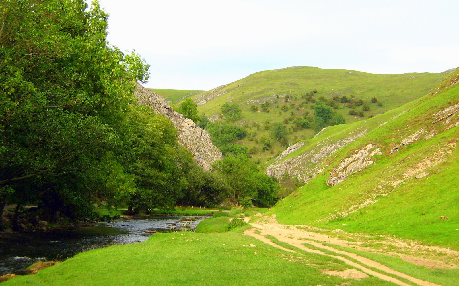 Staffordshire Photo: Tranquil Dovedale