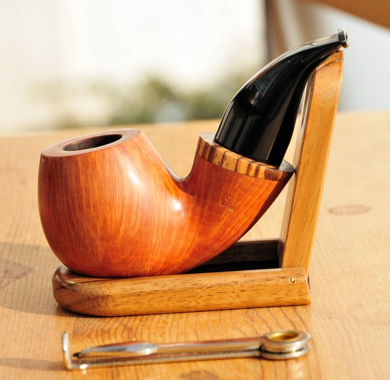 Nevill s Blog Tom Mahovsk Stumpy nevill-s-blog-tom-mahovsk-stumpy