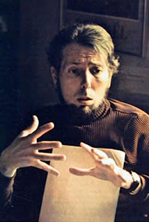 Milgram's small world revisited: First words, Six degrees...