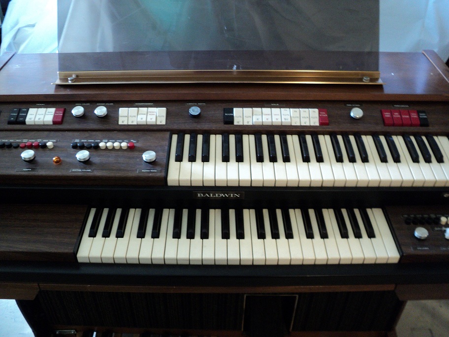 Lee Van Leer: Bye, bye, Baldwin.