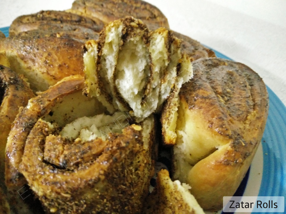 Zaatar Rolls